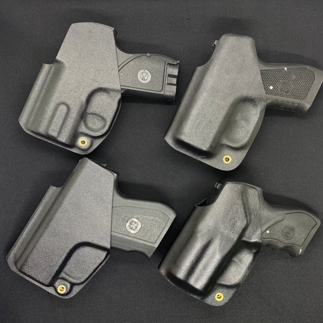 Кобура поясного и скрытого ношения для аэрозольного пистолета из пластика