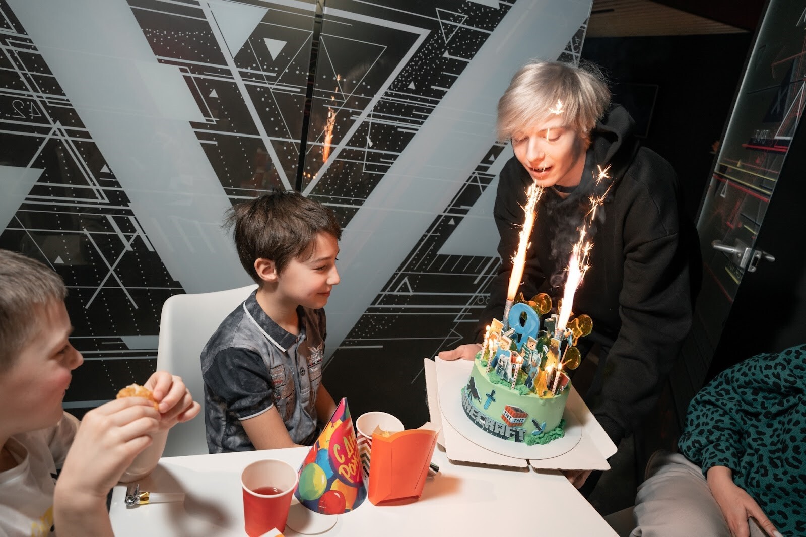 VR Arena Anvio - Celebrate with a Unique VR Birthday