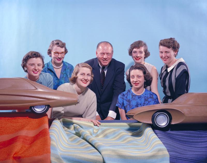 Automotive heads-up displays from 1950s to 1990s | HUDWAY Blog