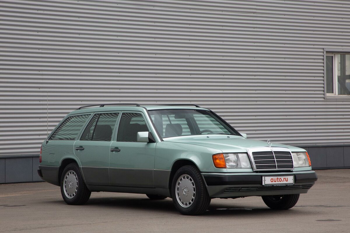 Mercedes-Benz 220E (w124)