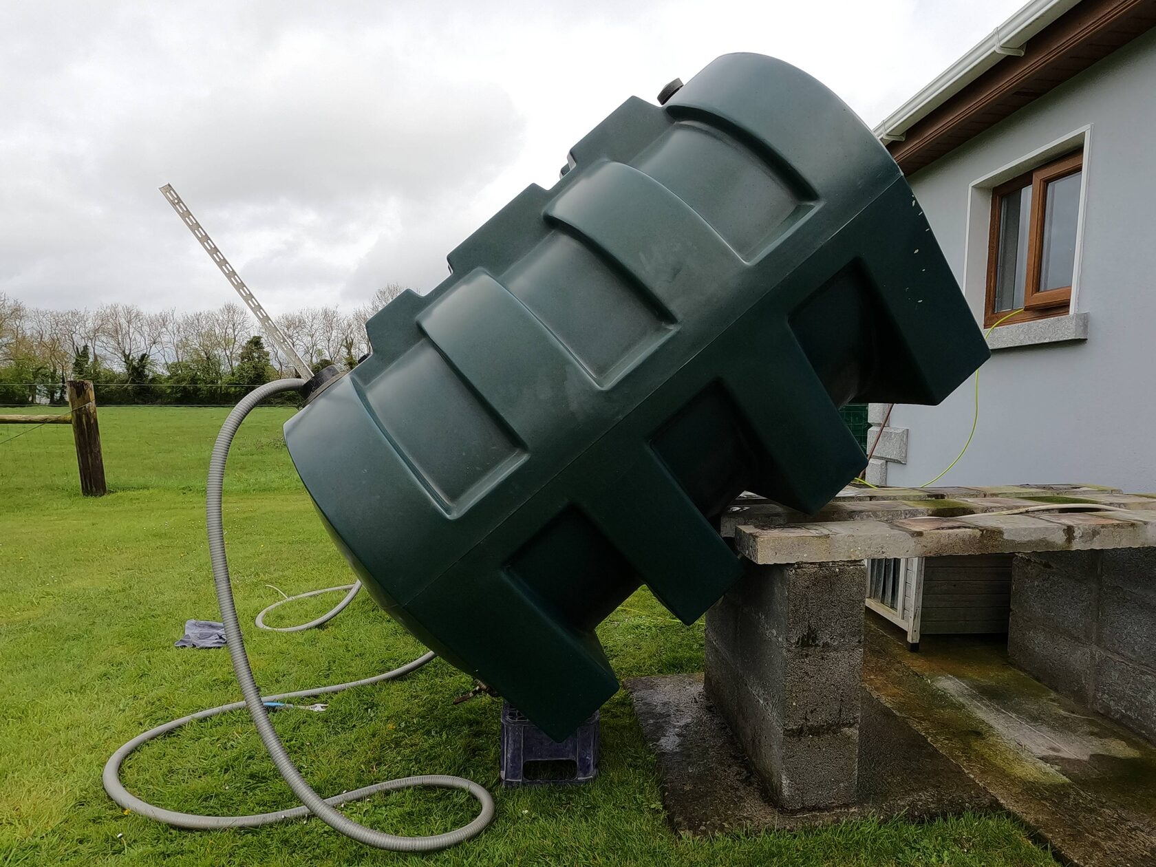Replacement of a cracked oil storage tank in Kilbride, Co. Meath