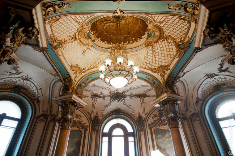 Russian Banya Experience in Historical Sanduny Baths | Walks With Folks