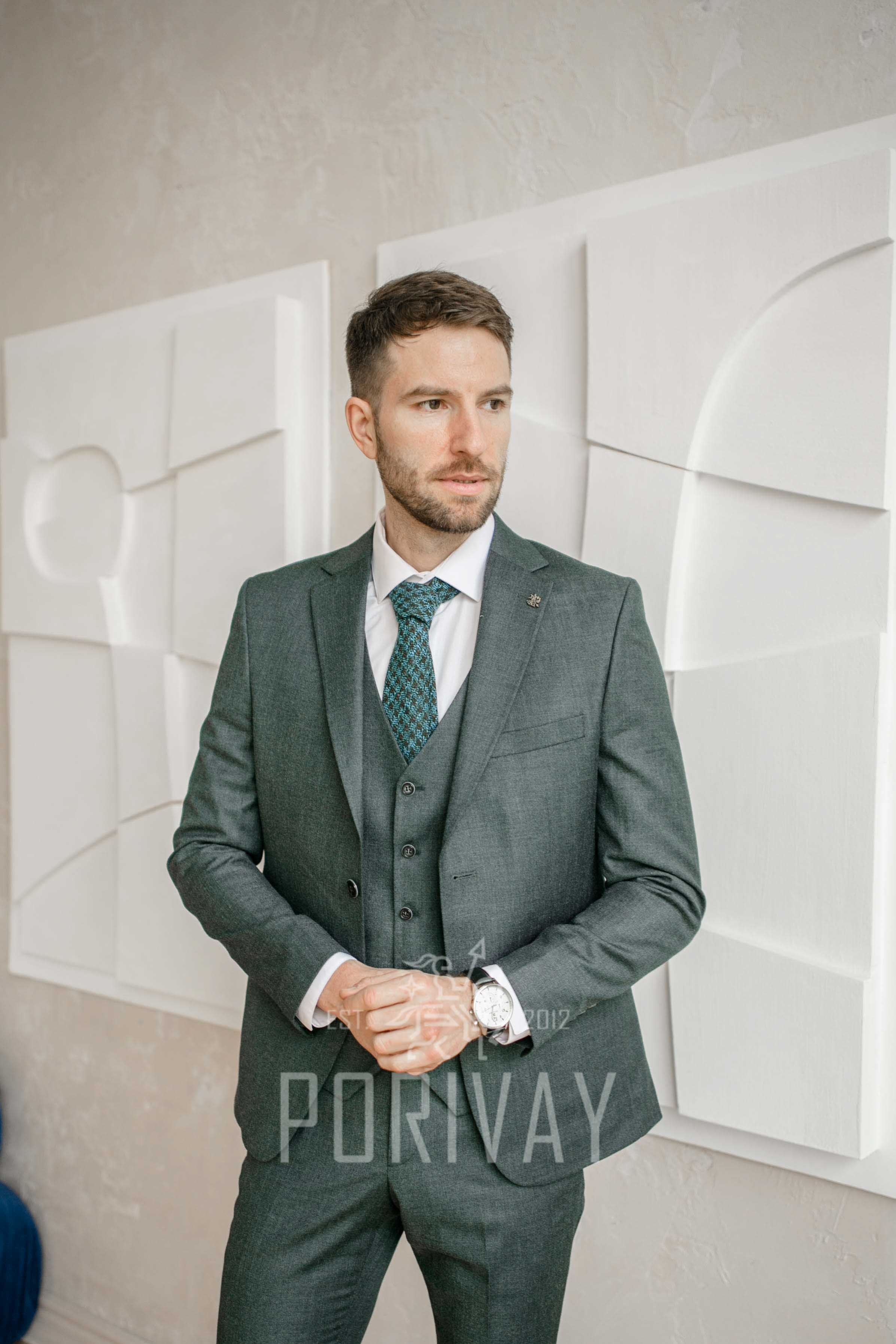 Темно-зеленый костюм тройка SUFFIELD GREEN