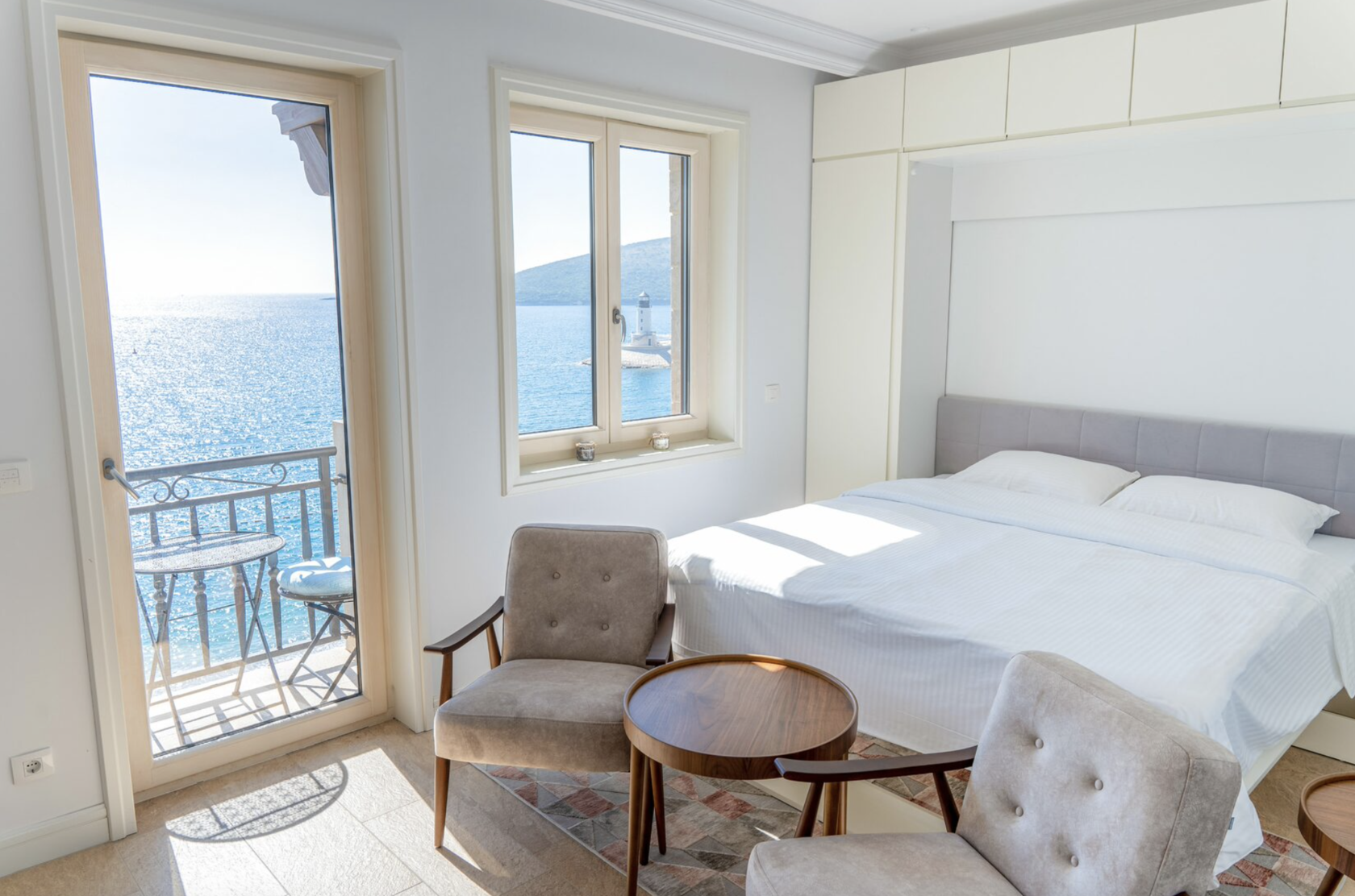 Studio apartment with featuring beautiful Sea View