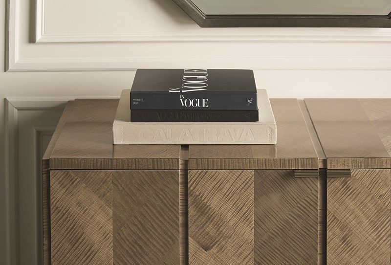 Mr.Hide - мебель, столы, комоды, диваны