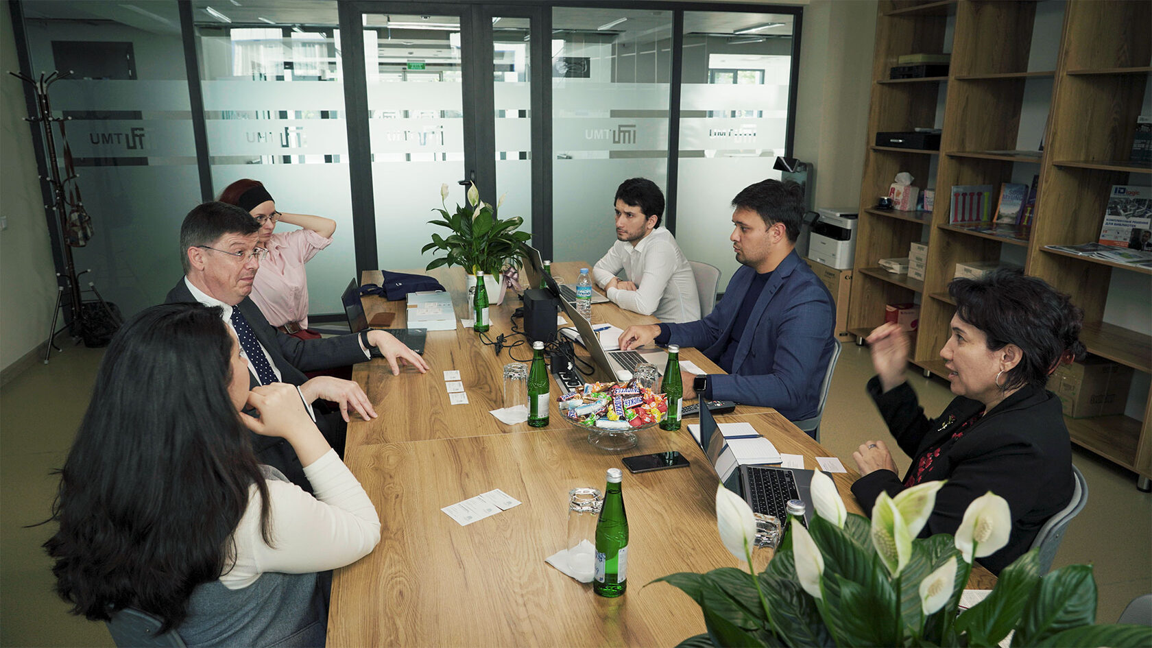 TMU and Kaplan International Pathways discuss strategic partnership to ...