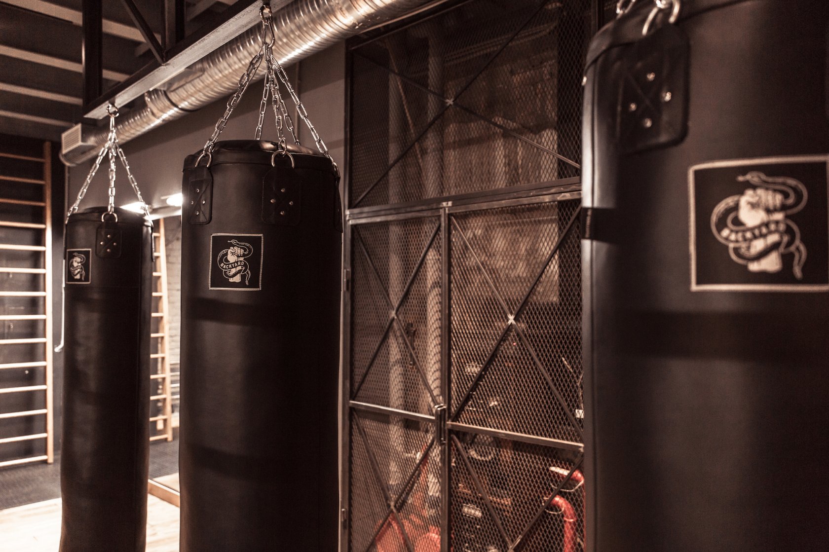 Backyard: BOXING WORKOUT - EN