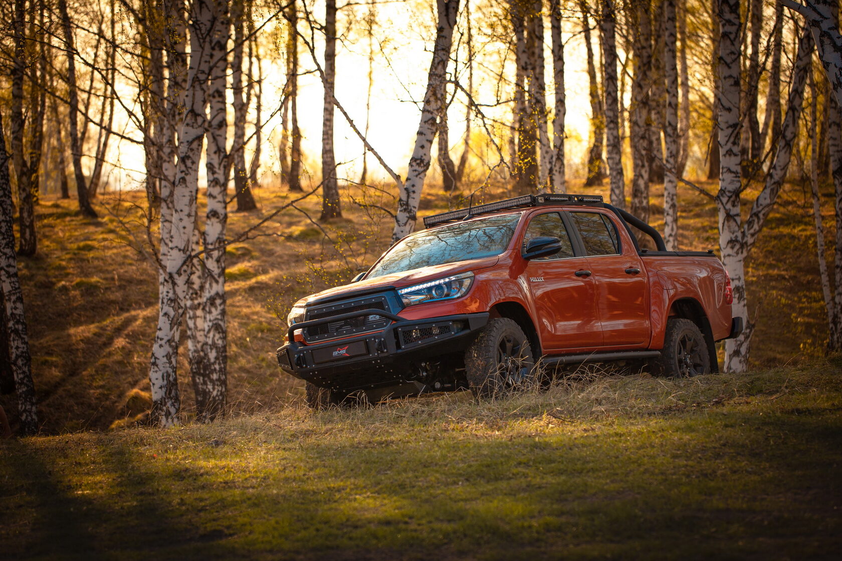 Toyota Hilux Exclusive 2020: Orange Spice