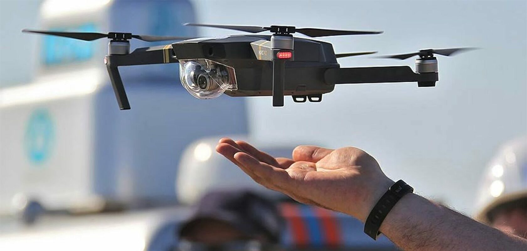 Внешний пилот беспилотного воздушного судна (с максимальной взлетной ...