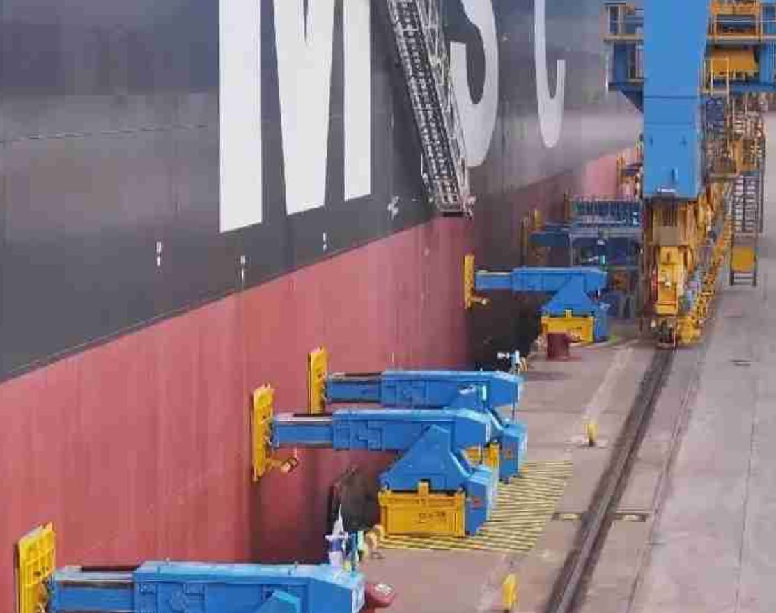 China’s First Vacuum Automatic Mooring System Launched at Qingdao Port