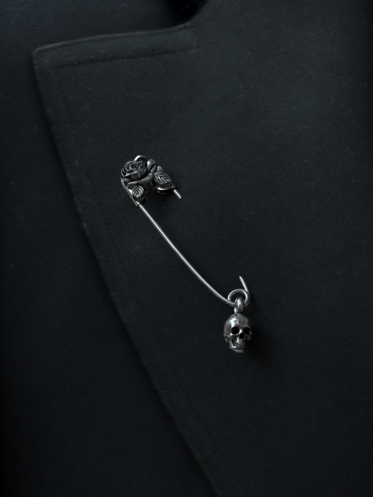 Rose Safety Pin