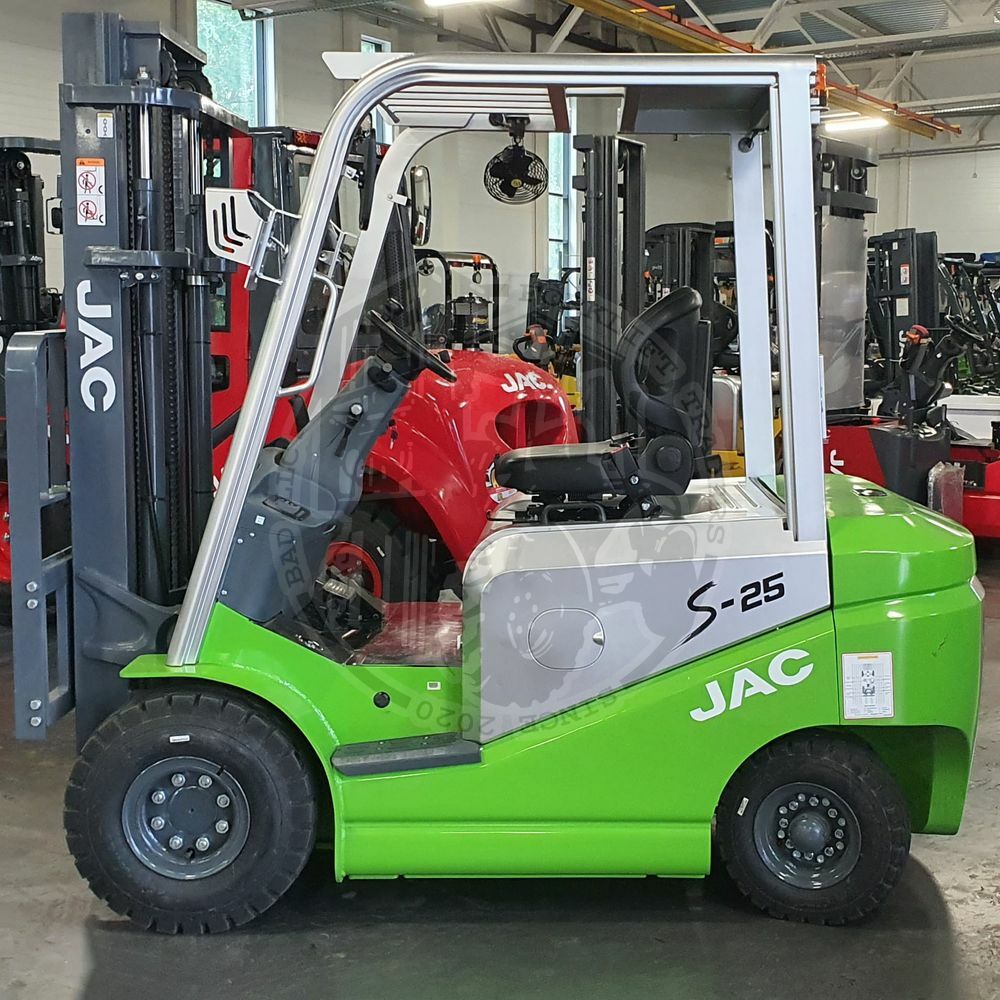 Купить погрузчик JAC CPD25 GT. Электрический двигатель