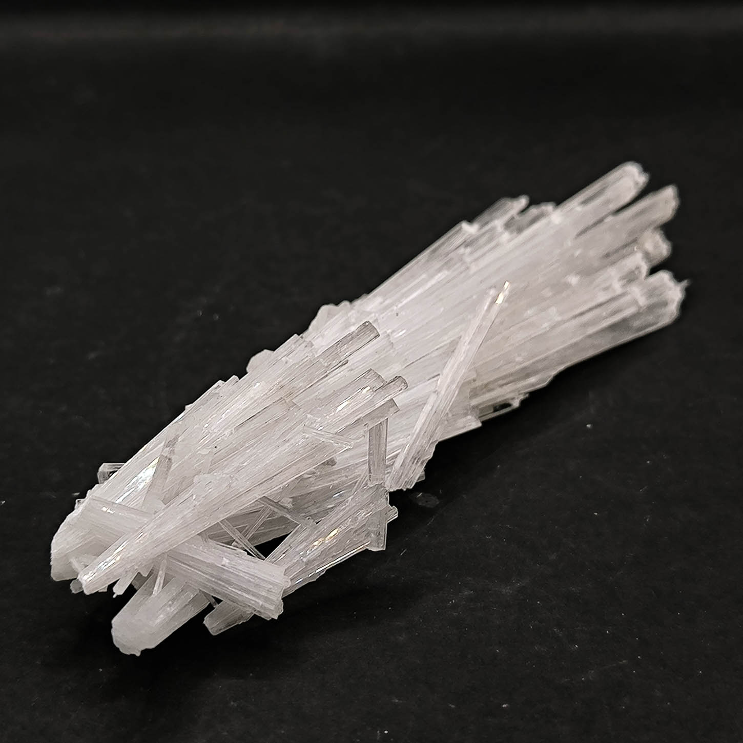 Mineral Luster — Types, Examples and Guide to Crystal Shine | NotOnlyRocks