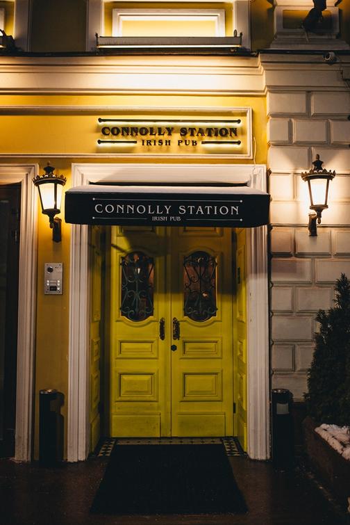 Connolly station pub