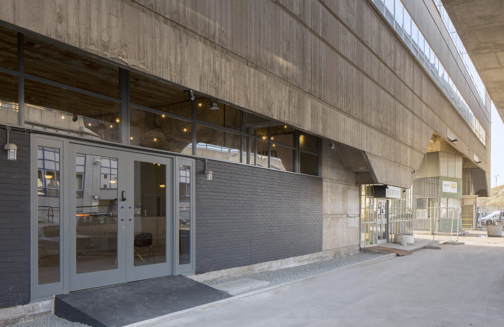 Home [thesilverbuilding.com]