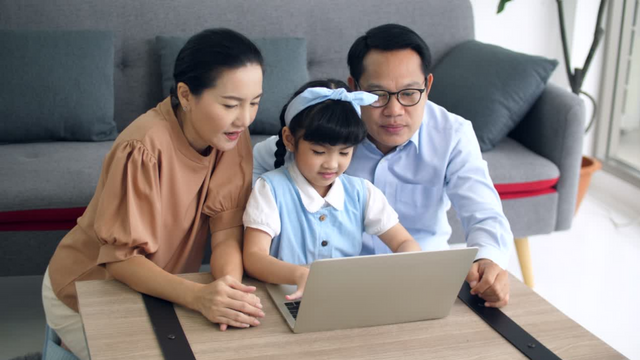 How to Help Your Child During a Scratch Junior Class - Itgenio Blog