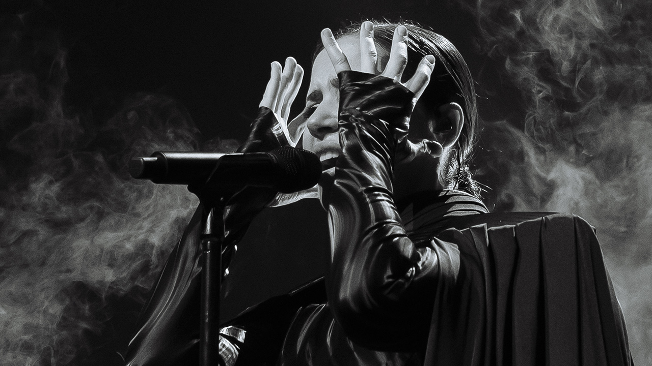 📸 Фотогалерея MIRAVI — Лучшие фото со съемок, концертов и жизни