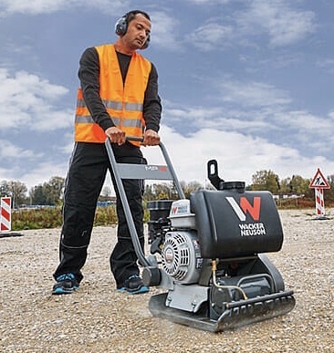 Недорогая виброплита Wacker MP12 массой 64 кг. от официального дилера ...