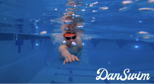 How to Swim Freestyle: Guide For Beginners (Easy)