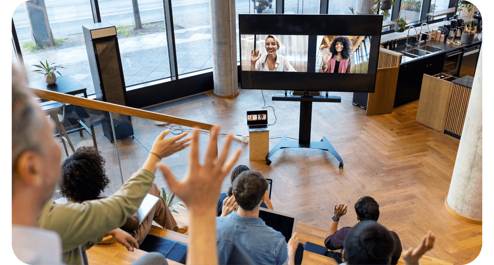 Engaging Hybrid Employees with inspace: The Future of Work