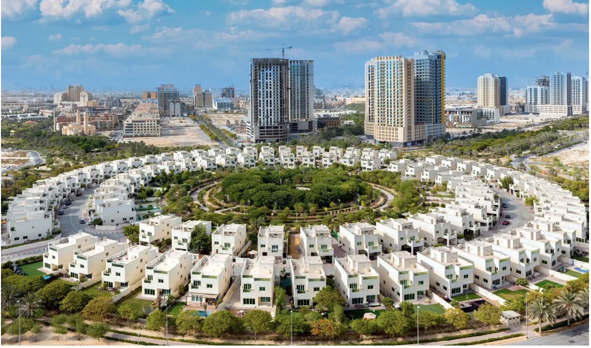 Top 5 Dubai Neighborhoods for High-Return Apartment Investments in 2025