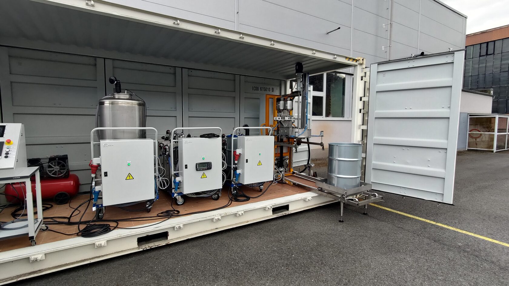 Mobile Modular System For Radioactive Wastes Processing And Solidification