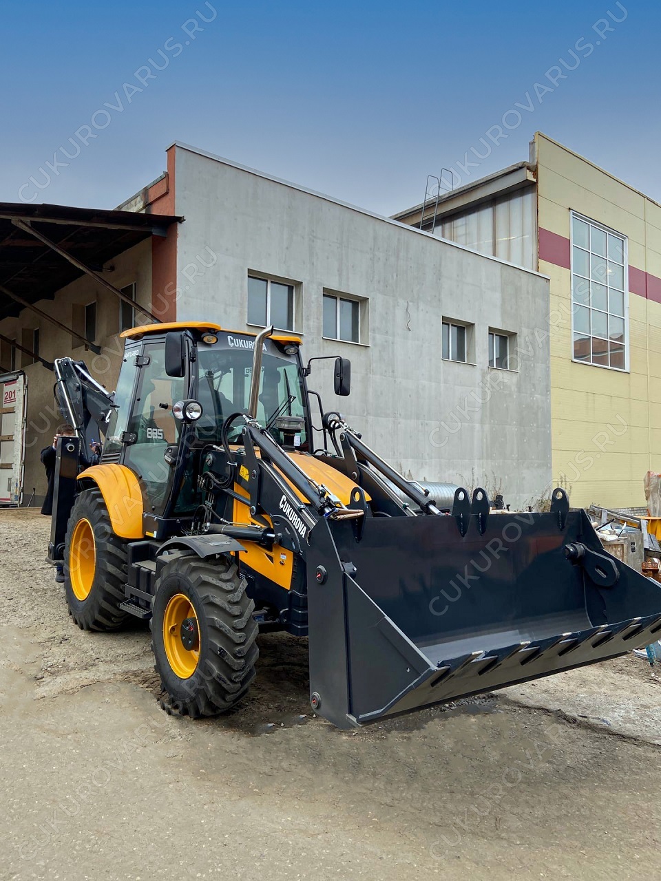 Cukurova. Продажа экскаваторов-погрузчиков