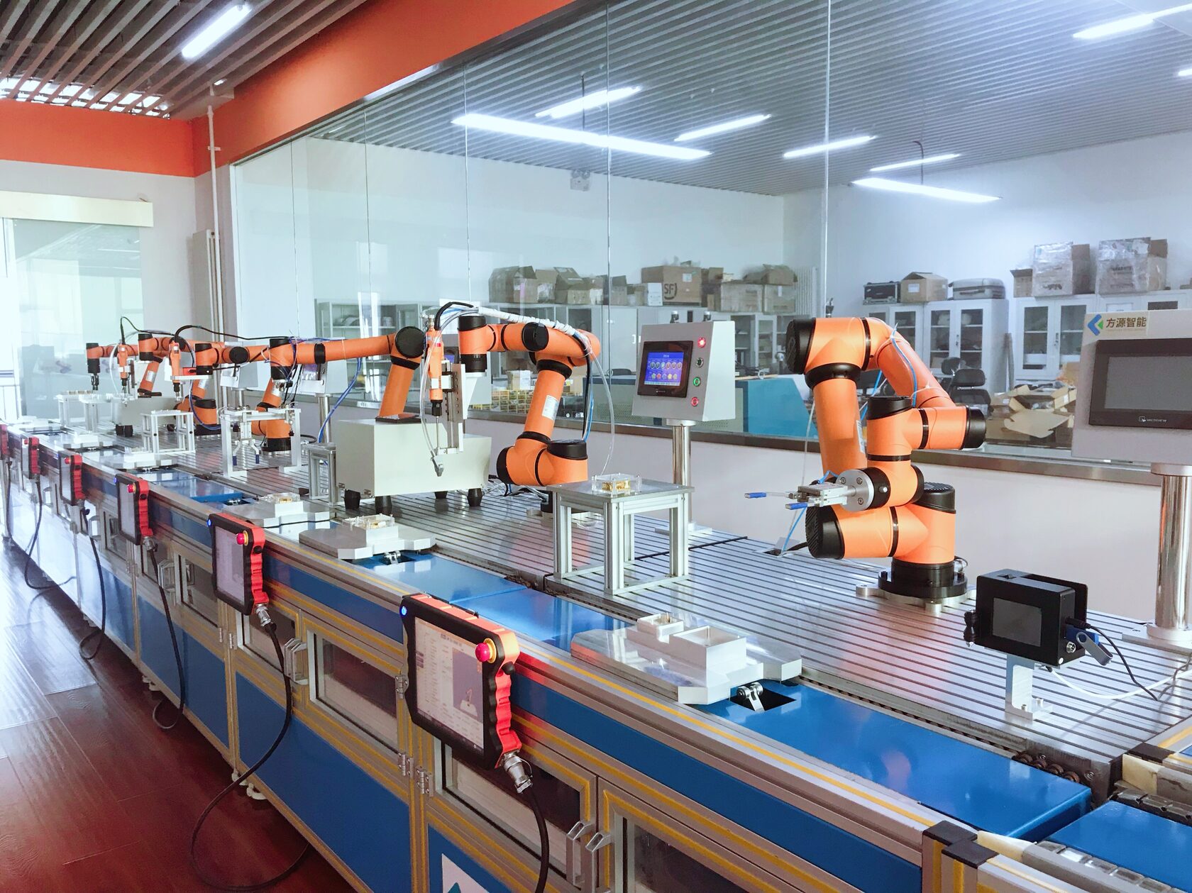 Ready Robot | Эксперт по автоматизации производств