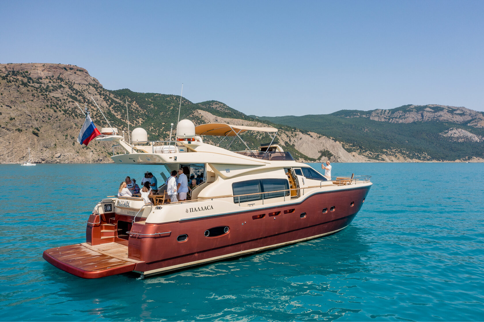 Аренда Яхты Pallasa в Ялте | Бутик-отель "Pallasa"