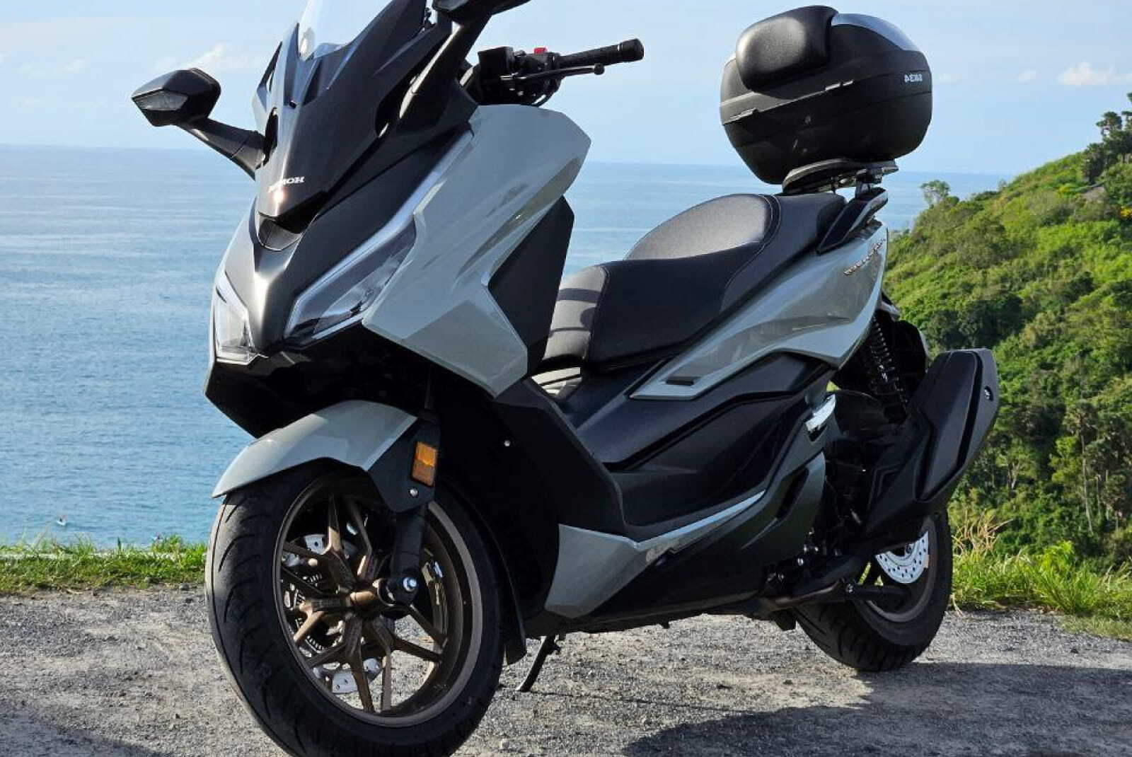 Honda Forza 350 gray