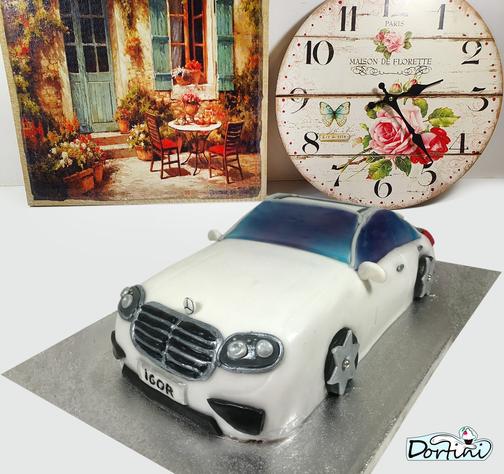 Mercedes Benz cake