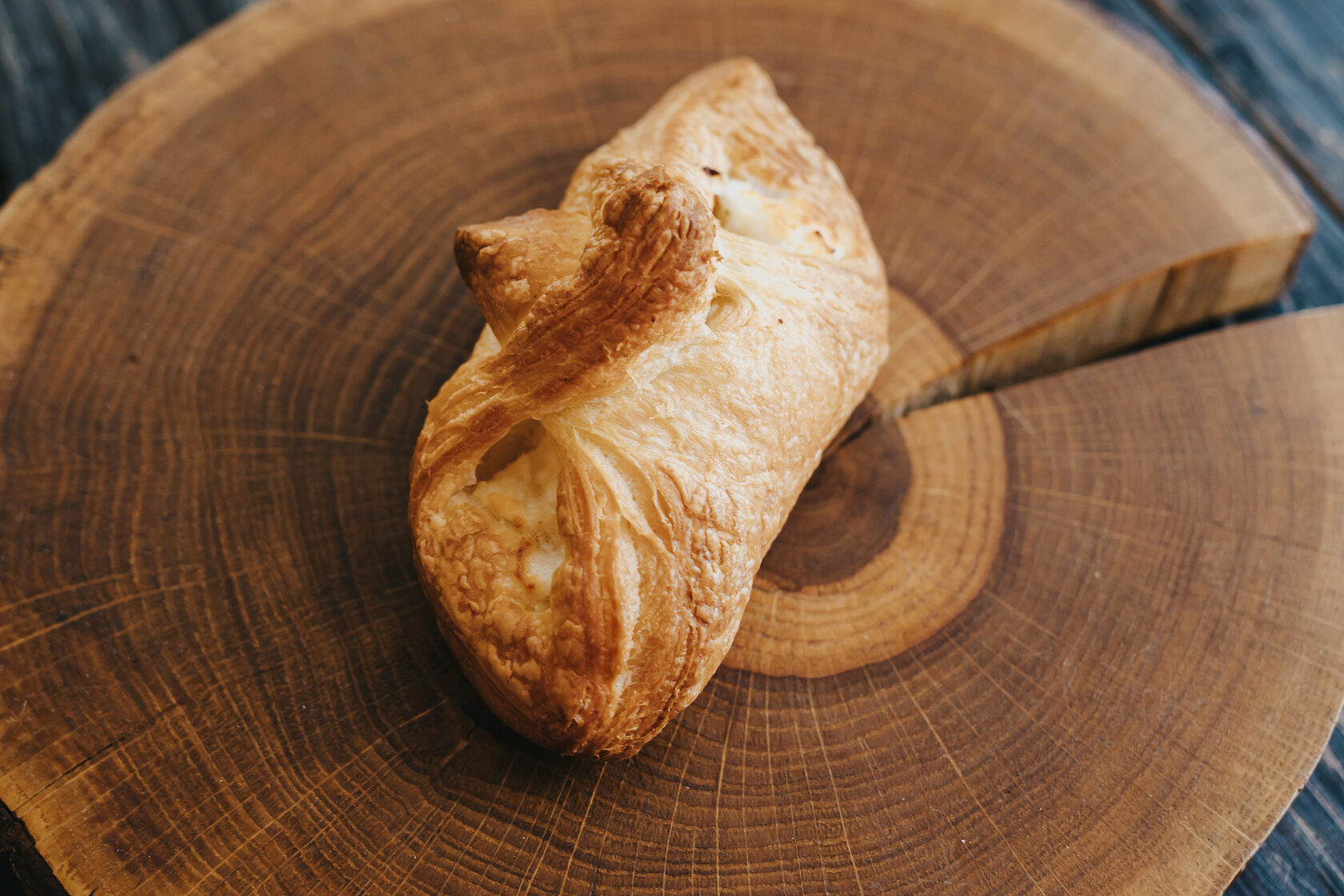 Мини слойка с творогом