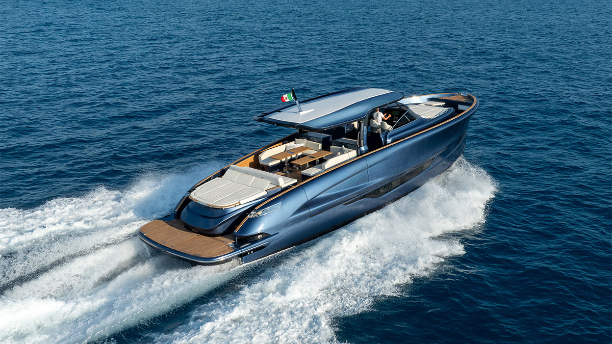 Solaris Power 60 Open: современная моторная яхта премиум-класса