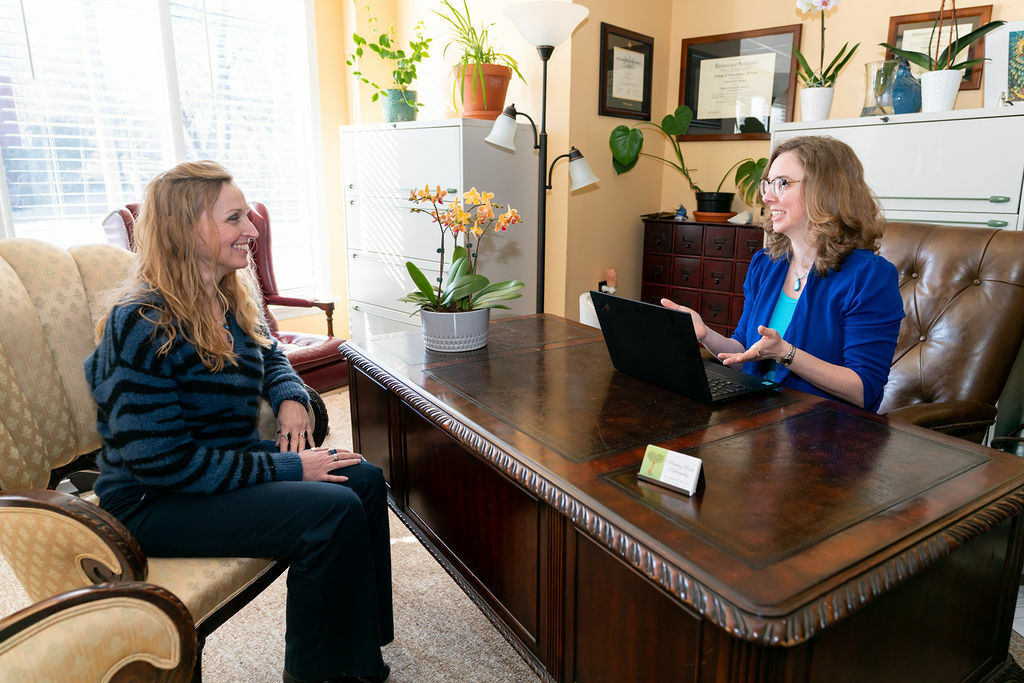 Mending Roots Naturopathy, Suzanne Woomer