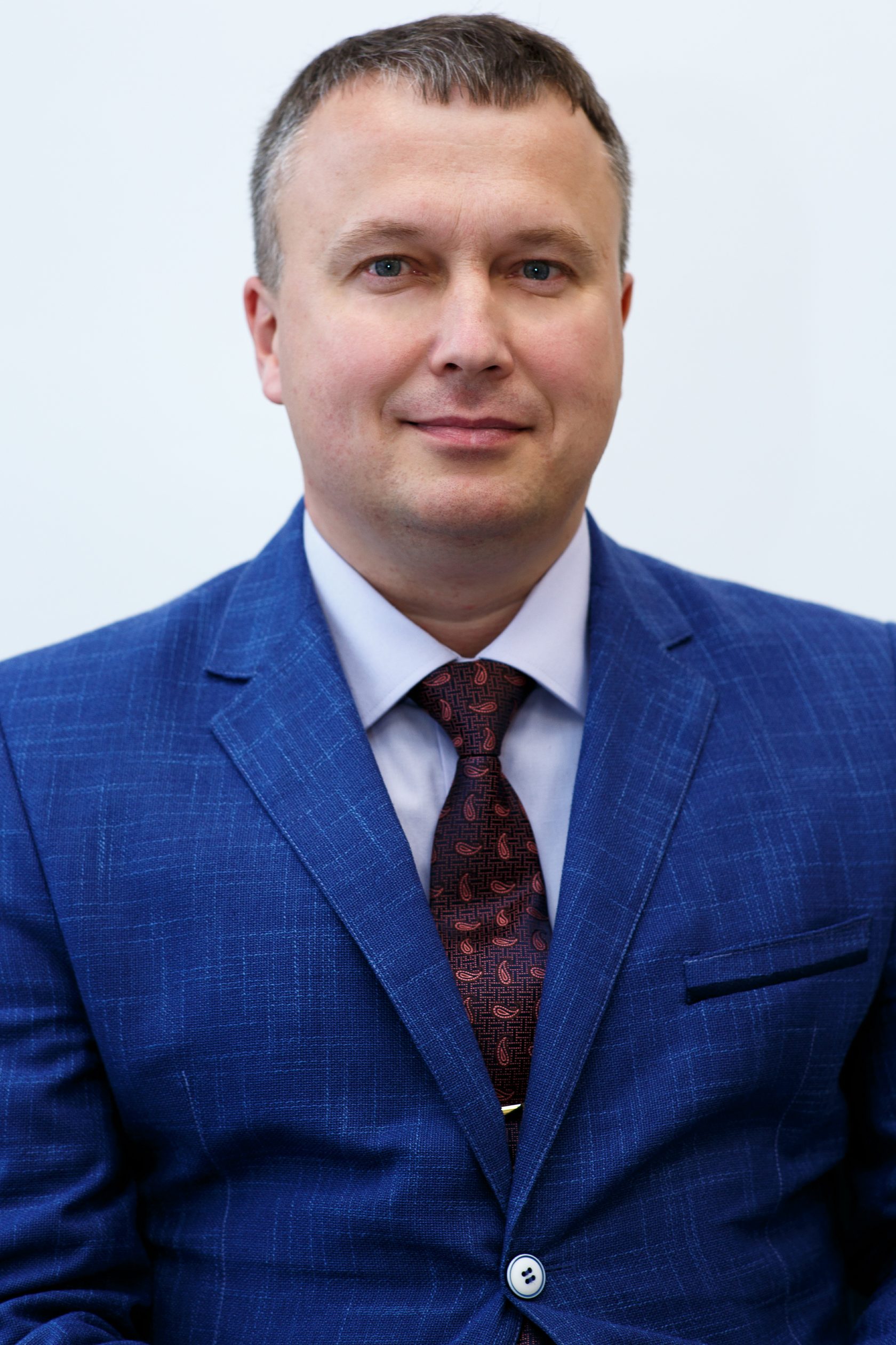 Виктор Михайлов