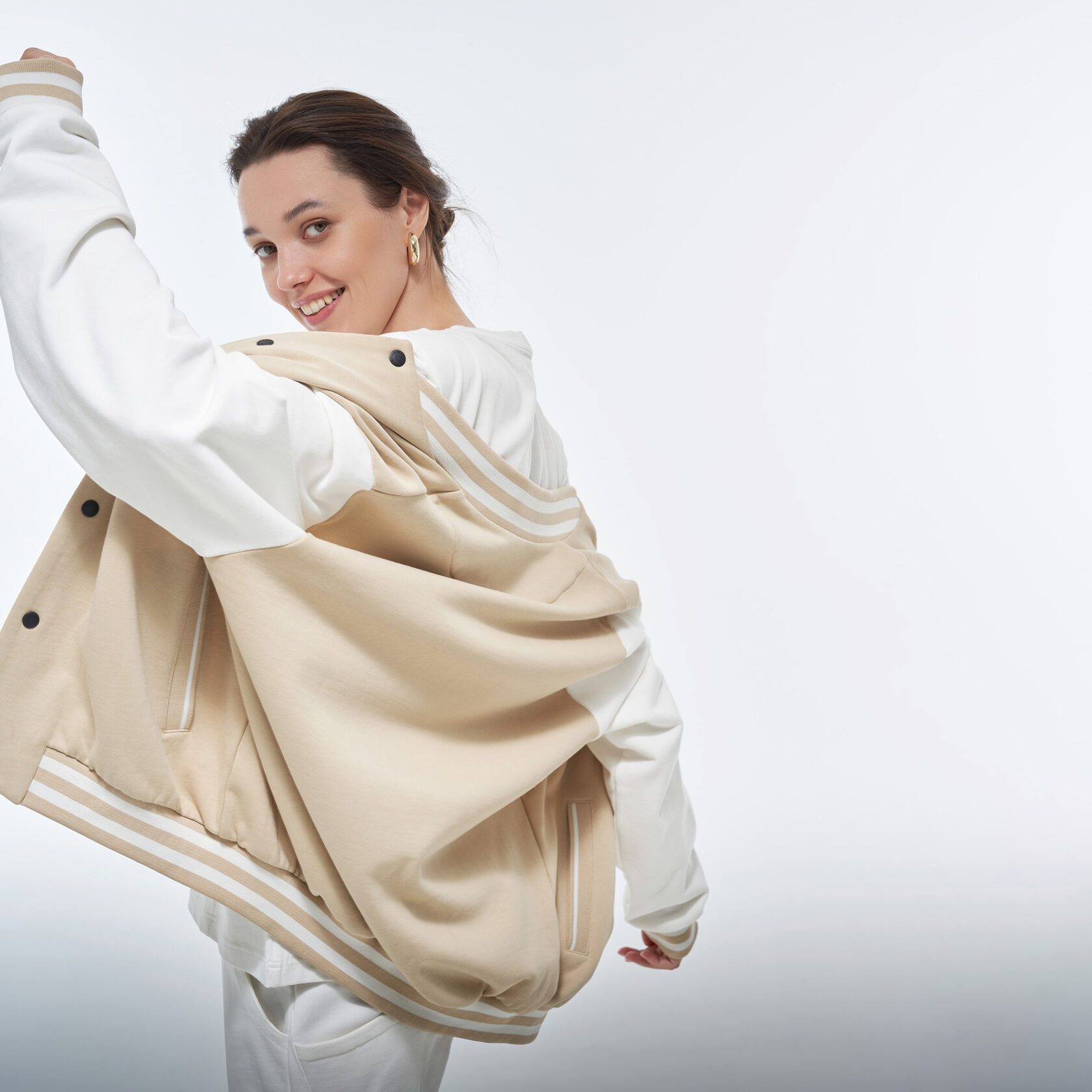 Каталог: женская одежда от Whoosh