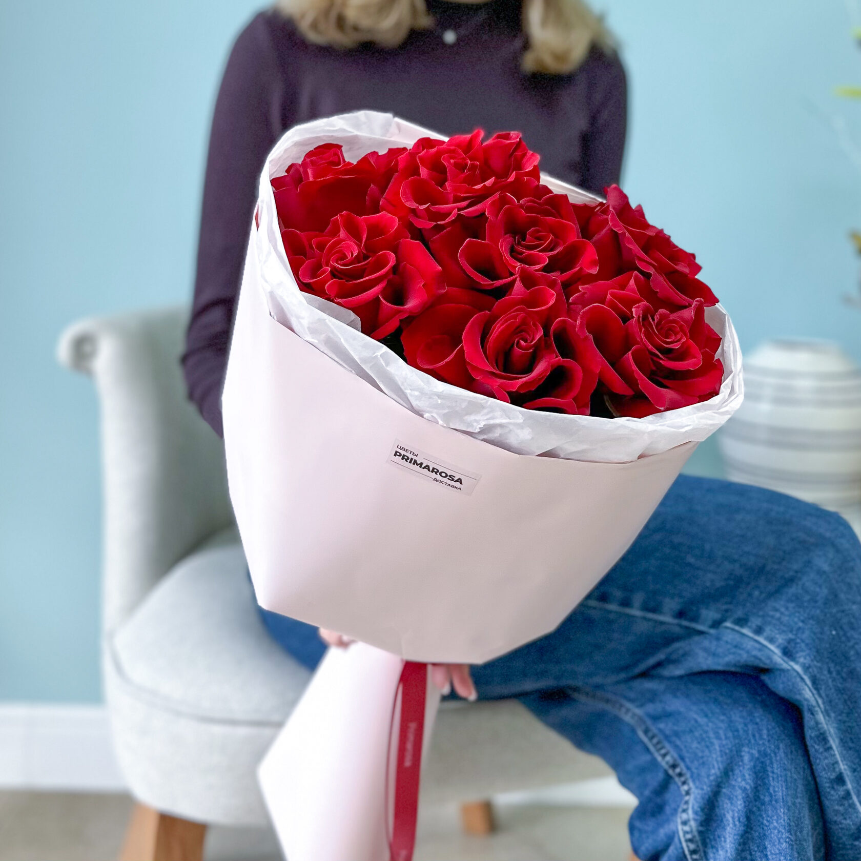 Купить розы дешево в Челябинске – заказать букет с бесплатной доставкой