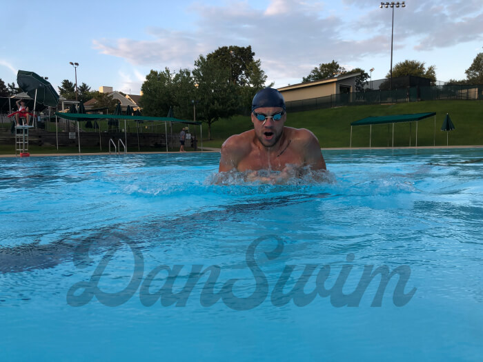 How should a beginner start swimming? | Danswim
