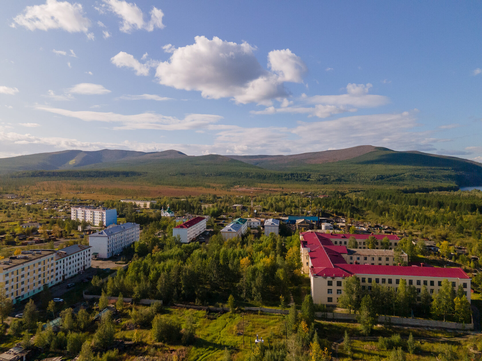 Посёлок Дебин