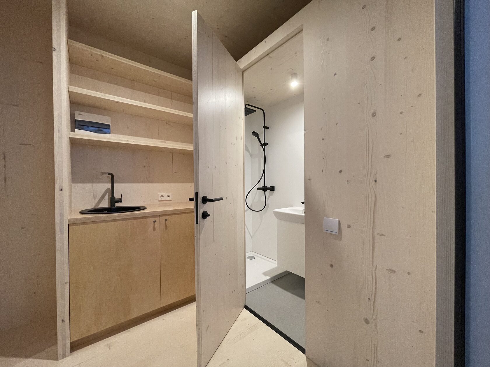 Tiny D movable house | Brette Haus