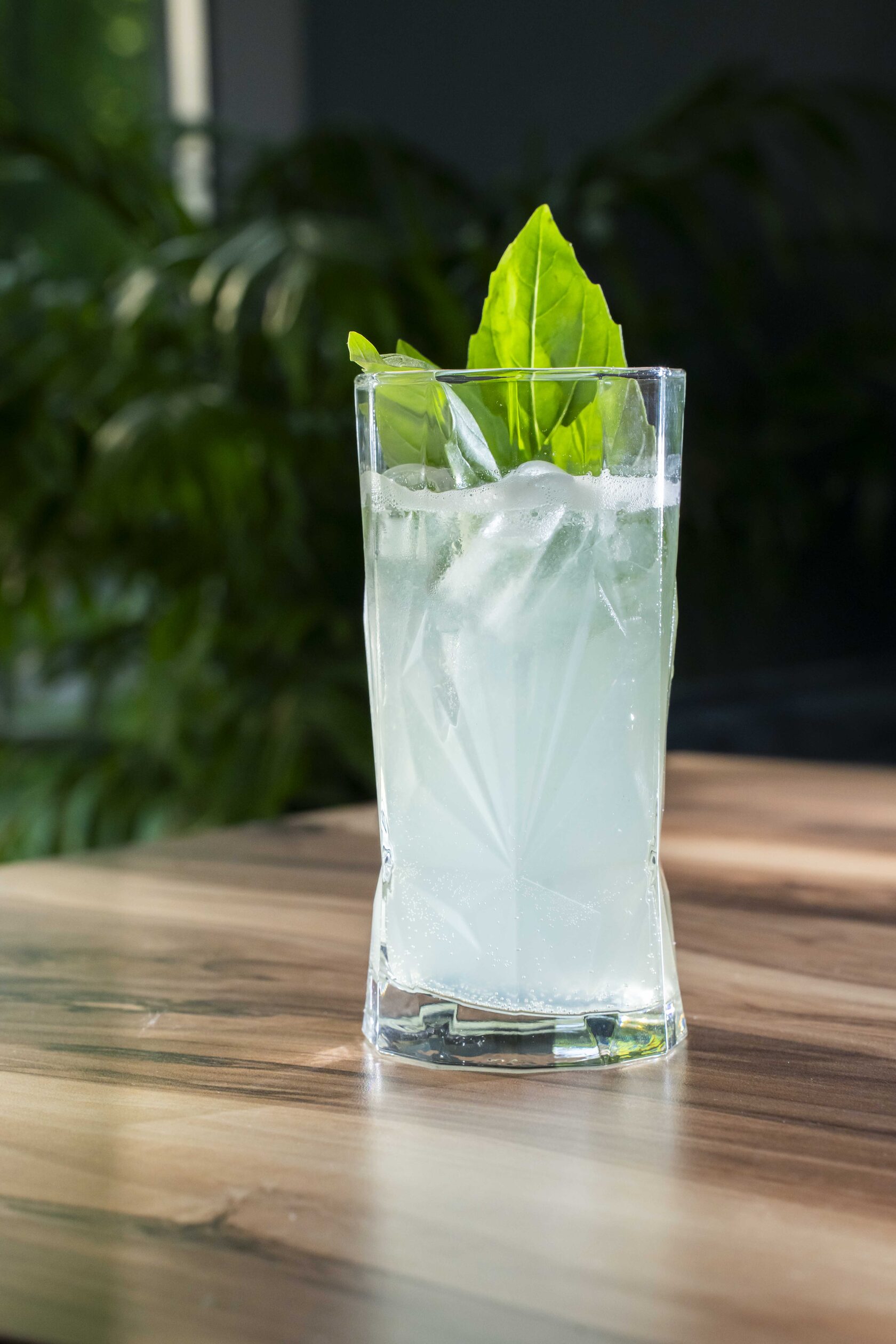 Малиновка Кафе - Вкусная Еда и Живая Музыка