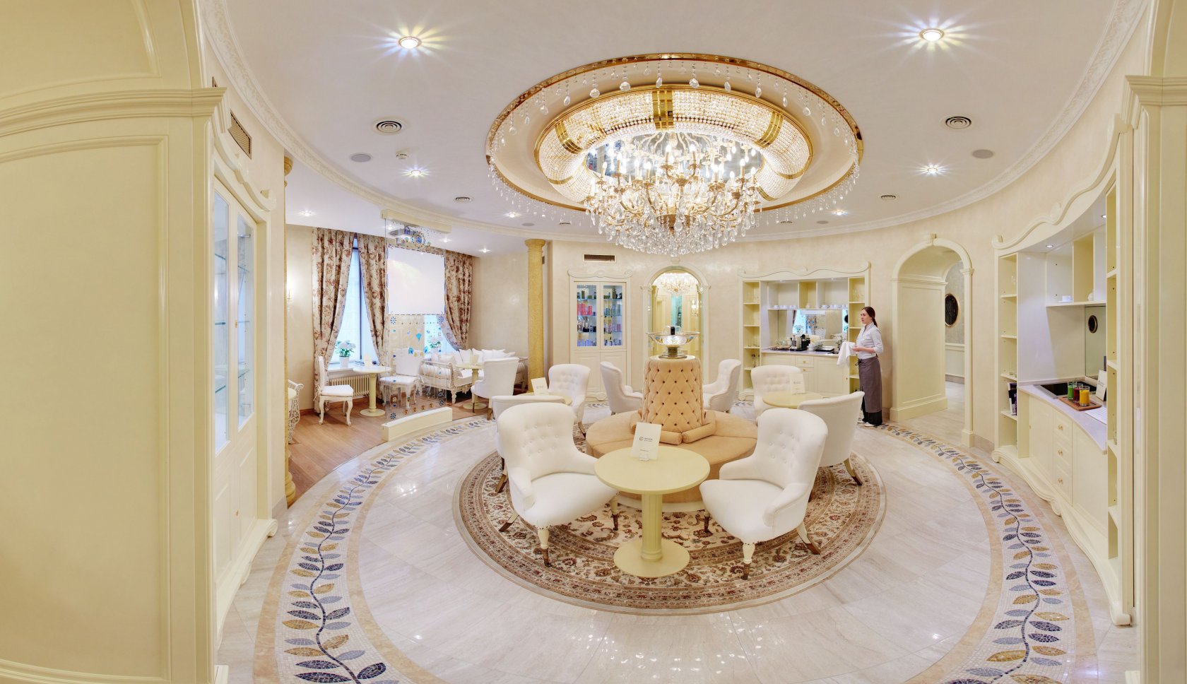 CRYSTAL SPA & LOUNGE