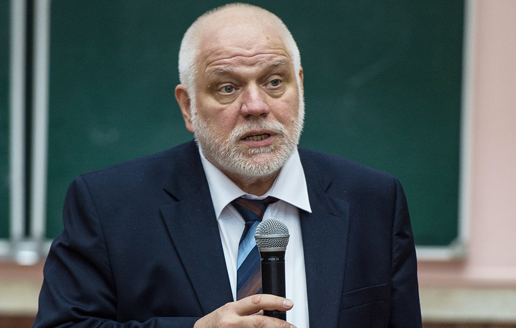 Personal page by Alexei Semenov