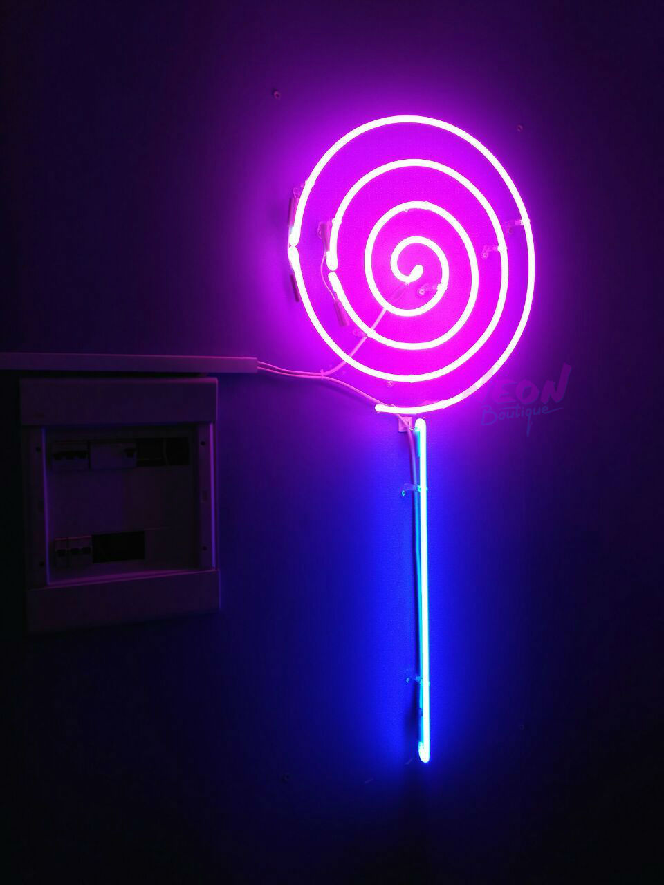 Неоновый Леденец - Неон Бутик