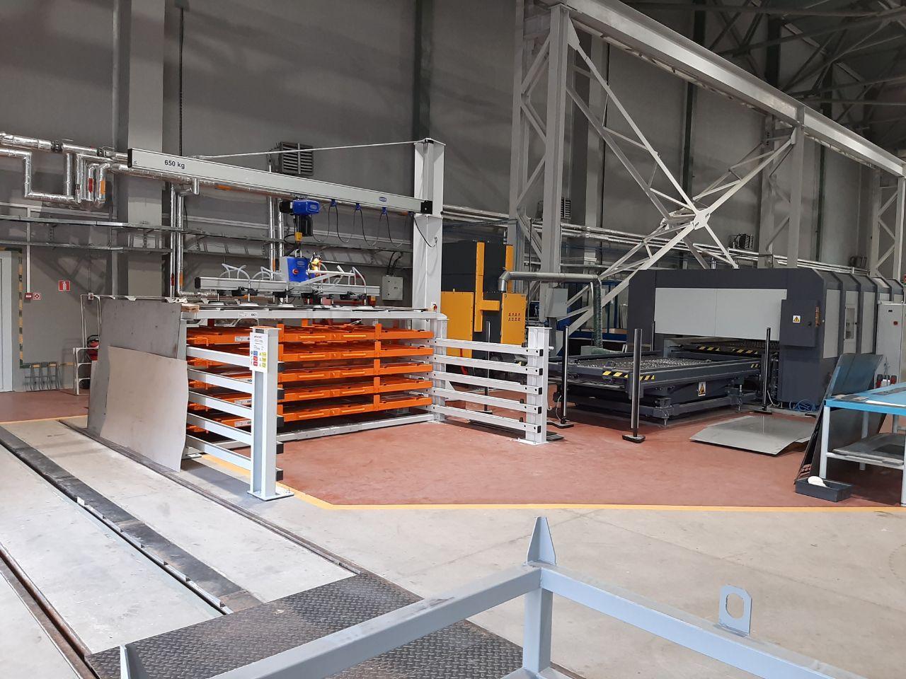 Photos of sheet metal rack systems | RAXMET