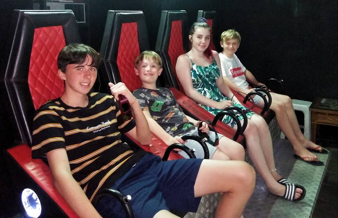 Kids Birthday Party - 5D video and virtual reality game truck rental ...