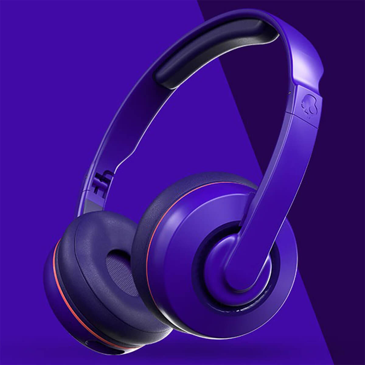 Беспроводные полноразмерные наушники Skullcandy Cassette в Бишкеке