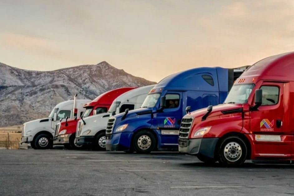 CDL Jobs | Earn 5 000 WEEKLY | NavinixLLC | Drive With Us