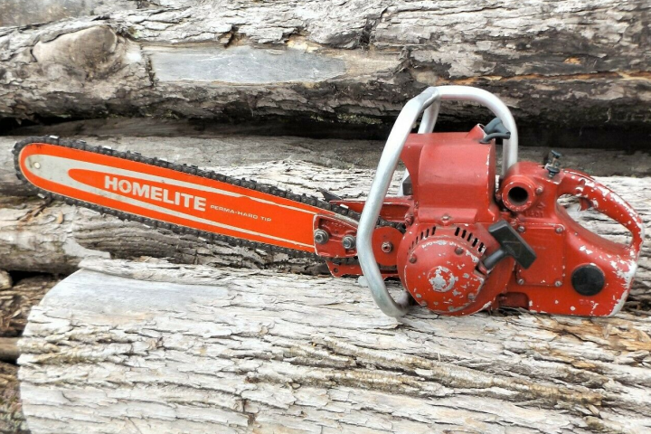 Old Chainsaw