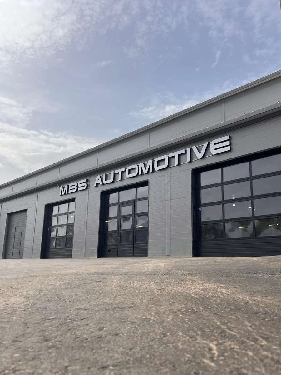 Установка сидений и дооснащение салонов в Toyota Land Cruiser, Lexus LX, Mercedes Benz GLS ...